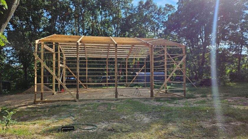 Properly Insulating Between Roof Purlins - Hansen Buildings