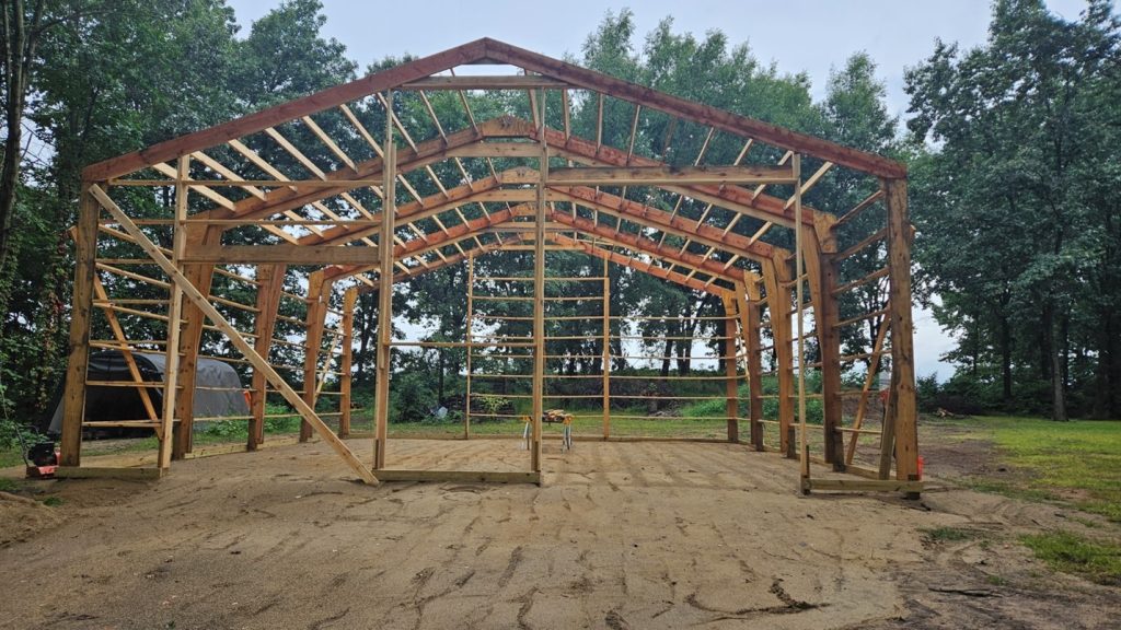 Properly Insulating Between Roof Purlins - Hansen Buildings